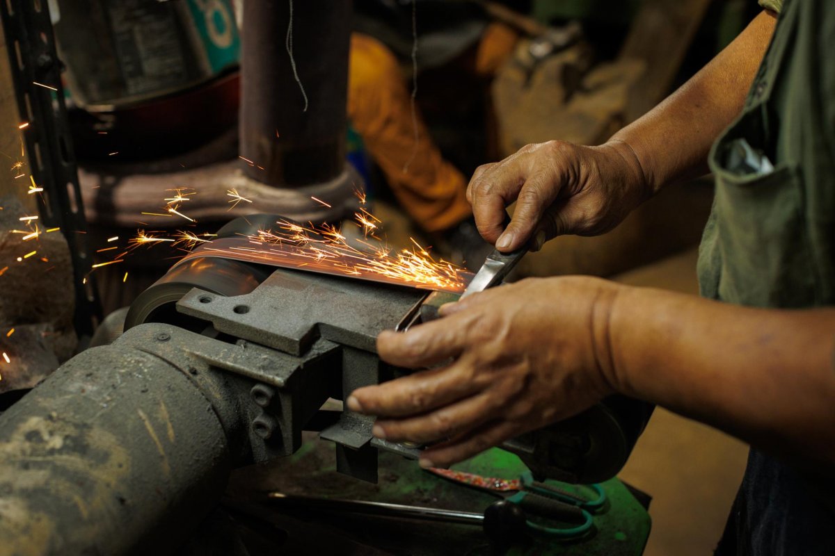 Tosa Uchi-hamono Knife Forging Workshop｜Activities｜VISIT KOCHI JAPAN