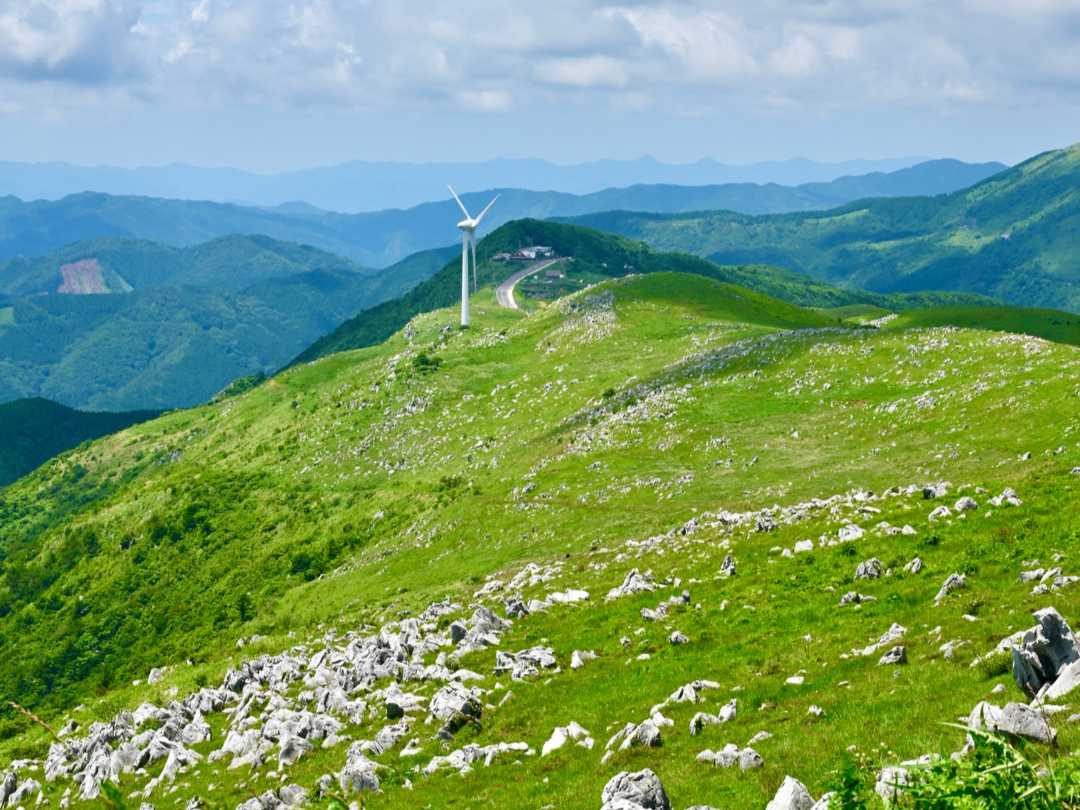 Shikoku Karst Natural Park｜What to See & Do｜VISIT KOCHI JAPAN